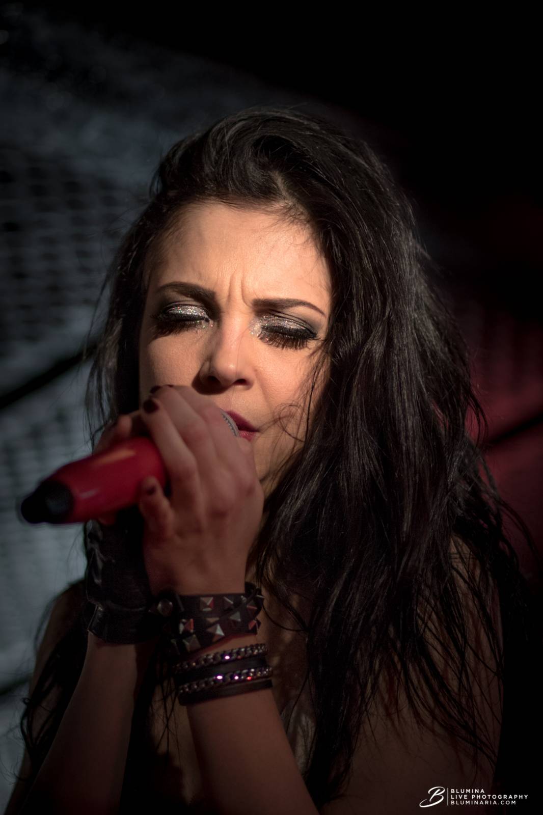 Elyose au Batofar : Photos galeries - Spirit of Metal Webzine