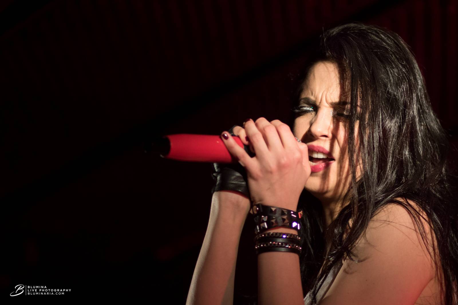 Elyose au Batofar : Photos galeries - Spirit of Metal Webzine