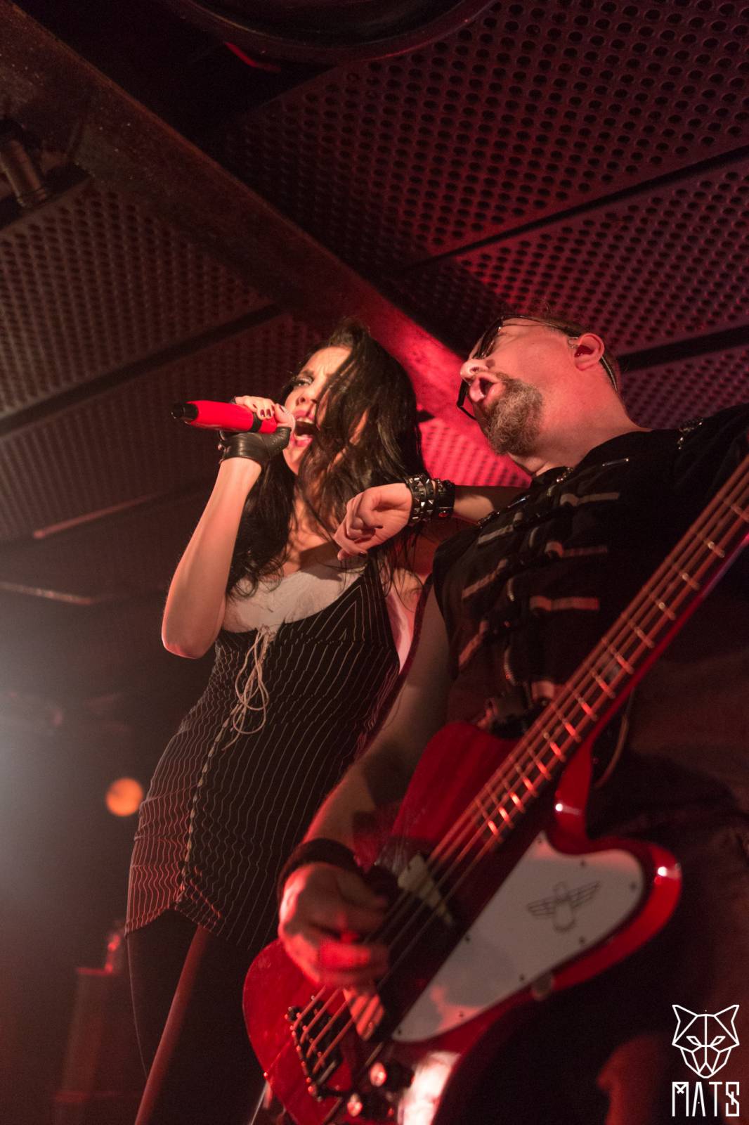 Elyose au Batofar : Photos galeries - Spirit of Metal Webzine