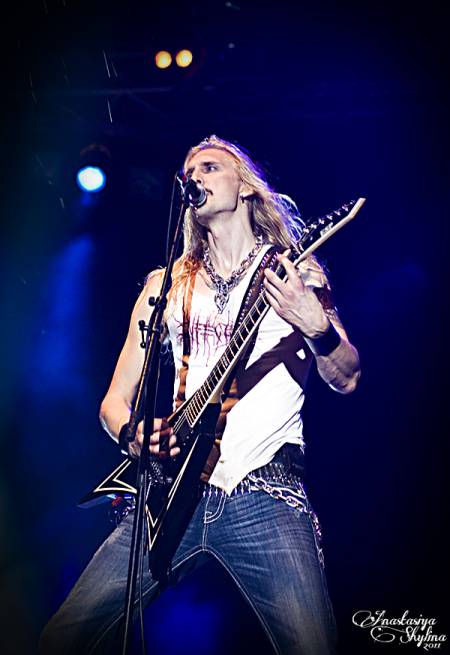 Hammerfall - MoR 2011 : Photos galeries - Spirit of Metal Webzine