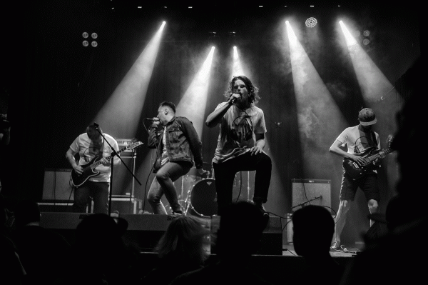 Between Two Oceans - discography, line-up, biography, interviews, photos