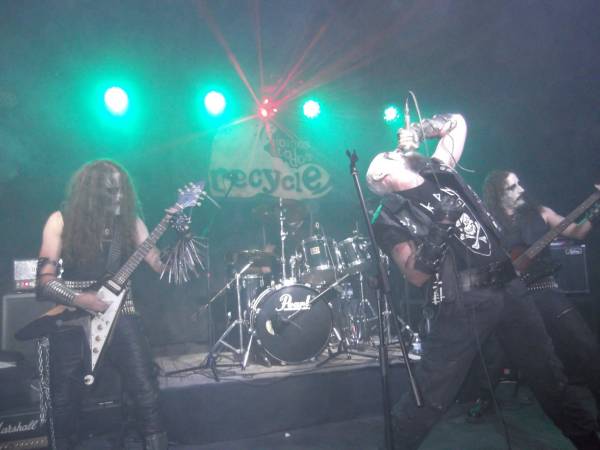 Caacrinolaas - discography, line-up, biography, interviews, photos