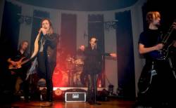 Crow 7 - discography, line-up, biography, interviews, photos