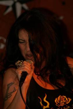 Deborah Lee - discographie, line-up, biographie, interviews, photos