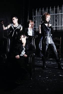 Deluhi - discography, line-up, biography, interviews, photos