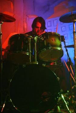 Diskriminator - Discografía, line-up, biografía, entrevistas, fotos