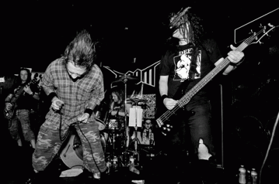 Doom (UK) - discography, line-up, biography, interviews, photos