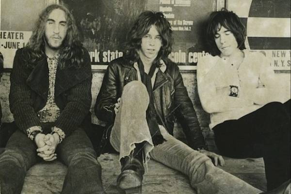 Dust (USA) - discography, line-up, biography, interviews, photos