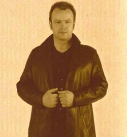 Gary Hughes - discography, line-up, biography, interviews, photos
