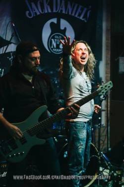 John Steel - Discografía, line-up, biografía, entrevistas, fotos