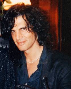 Kane Roberts - discography, line-up, biography, interviews, photos