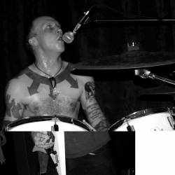 Knelt Rote - discography, line-up, biography, interviews, photos