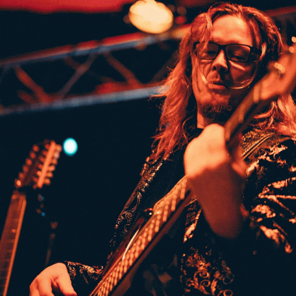 Love Riders - Discografía, line-up, biografía, entrevistas, fotos