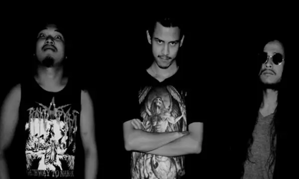 Laash - discography, line-up, biography, interviews, photos