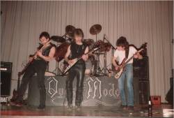 Quasy Modo - discography, line-up, biography, interviews, photos