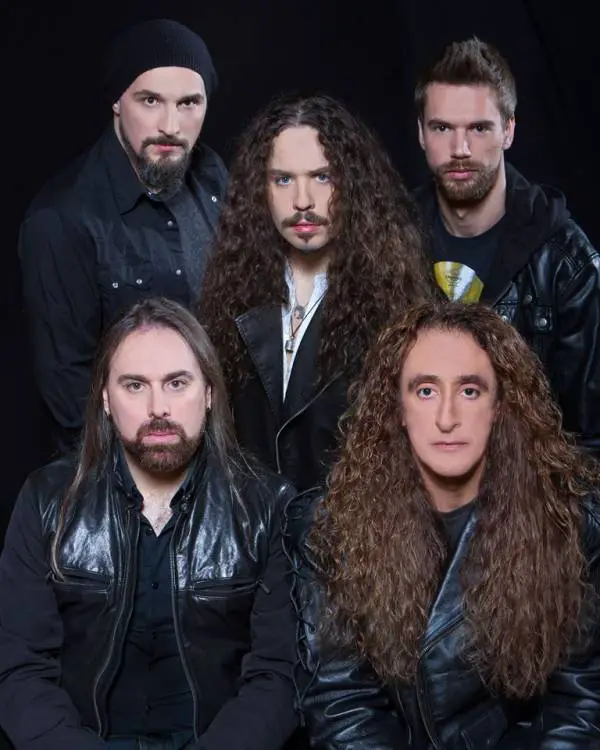 Rhapsody Of Fire - discographie, line-up, biographie, interviews, photos