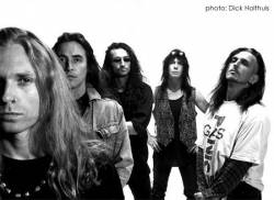 Sleeze Beez - discography, line-up, biography, interviews, photos