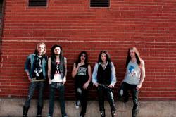 Spitting Feathers - discography, line-up, biography, interviews, photos