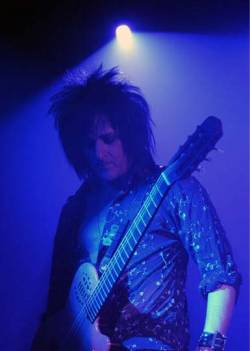 Steve Stevens - discographie, line-up, biographie, interviews, photos
