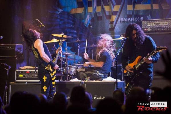 Stryper - discography, line-up, biography, interviews, photos