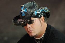 Terry Brock - Discografía, line-up, biografía, entrevistas, fotos