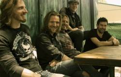 The New Roses - discographie, line-up, biographie, interviews, photos