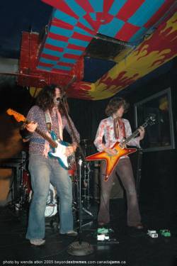 Tricky Woo - discography, line-up, biography, interviews, photos