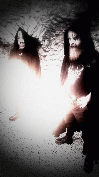 Valosta Varjoon - discography, line-up, biography, interviews, photos