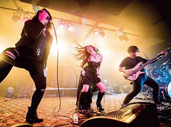 Victoria K - discographie, line-up, biographie, interviews, photos