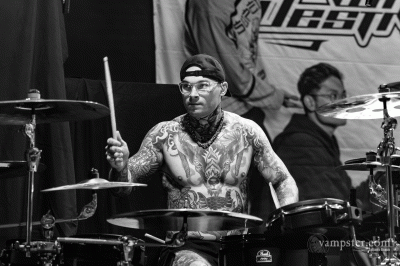 Within Destruction - Discografía, line-up, biografía, entrevistas, fotos